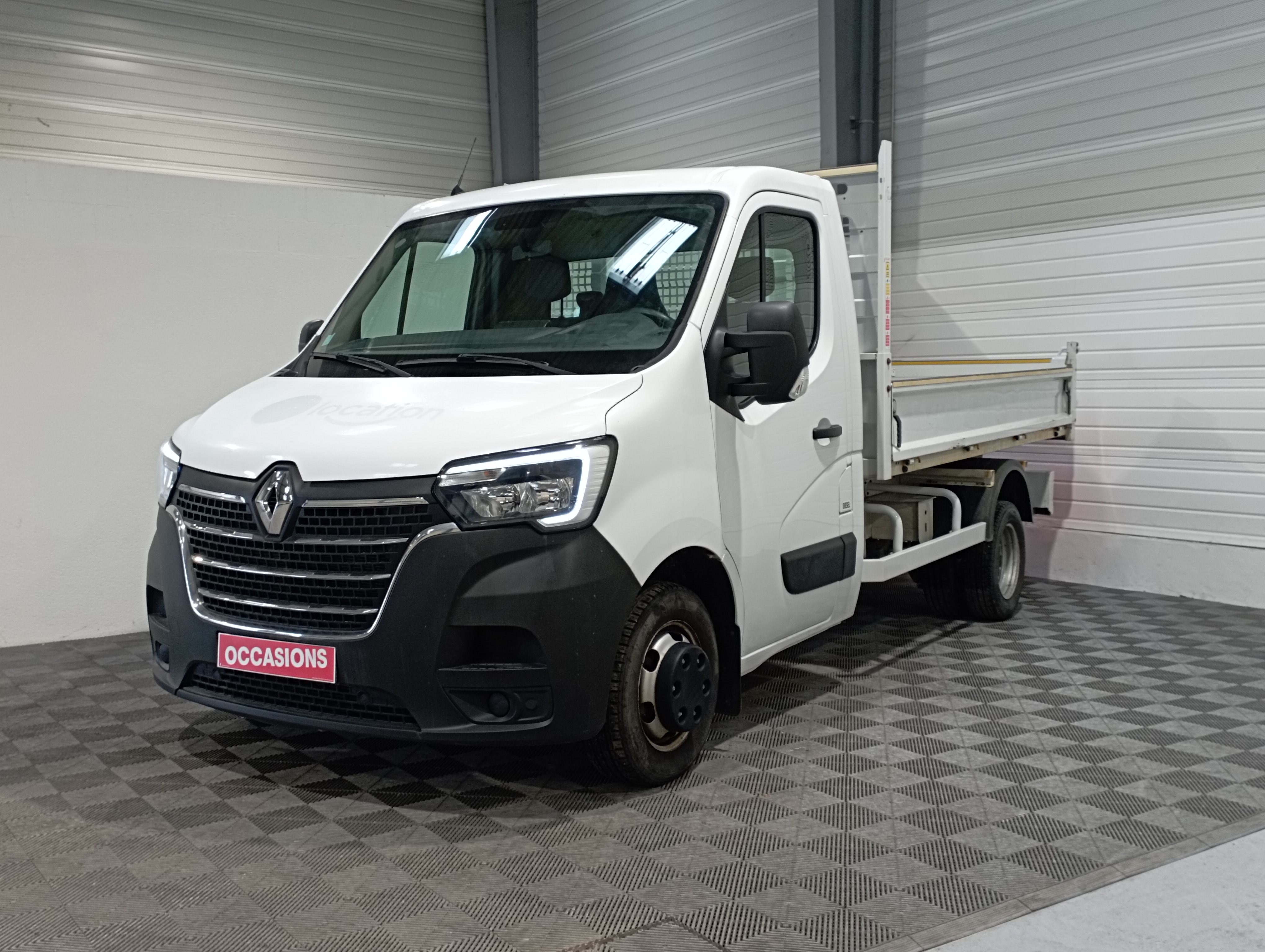 RENAULT MASTER CHASSIS CABINE de 2020 - La Chapelle-Saint-Luc ...