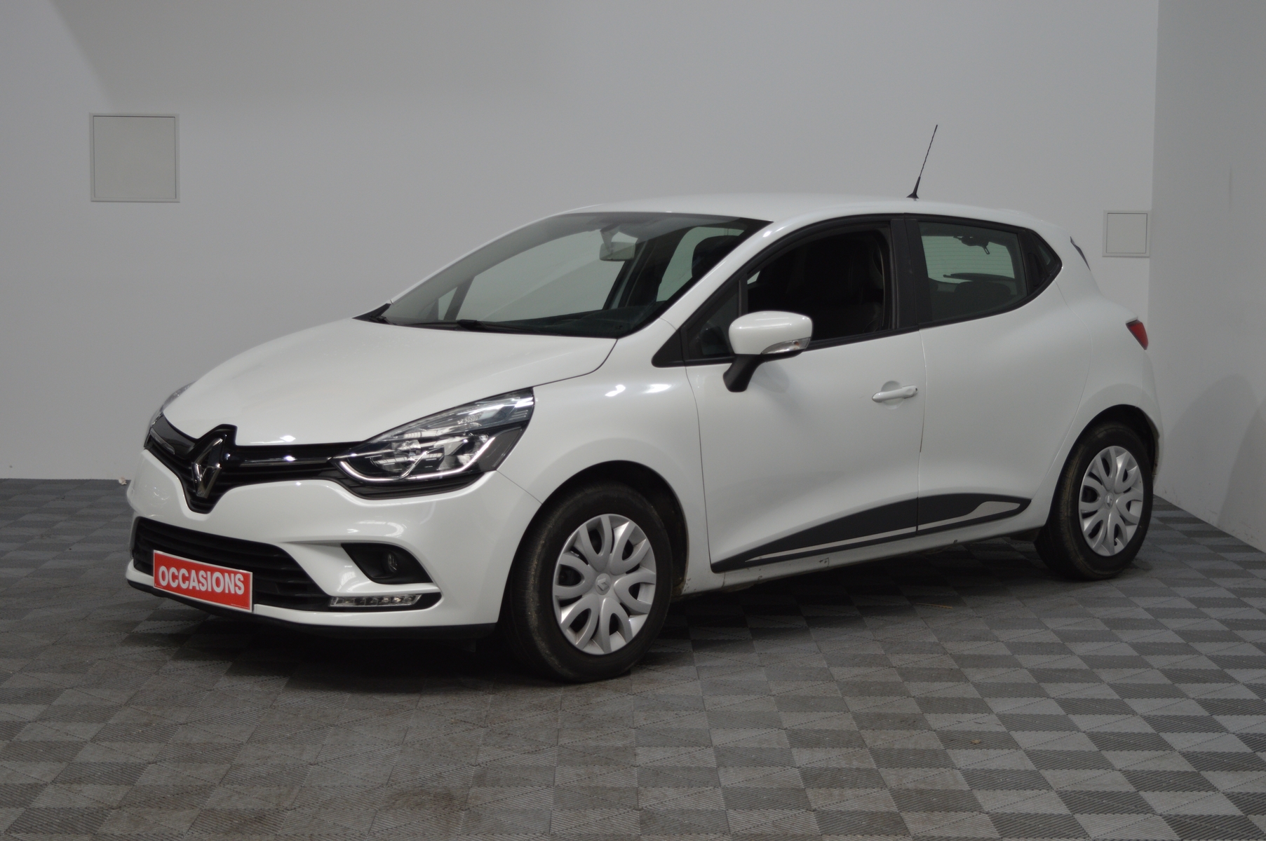 RENAULT CLIO IV de 2019 - Massy - Massoutre VO