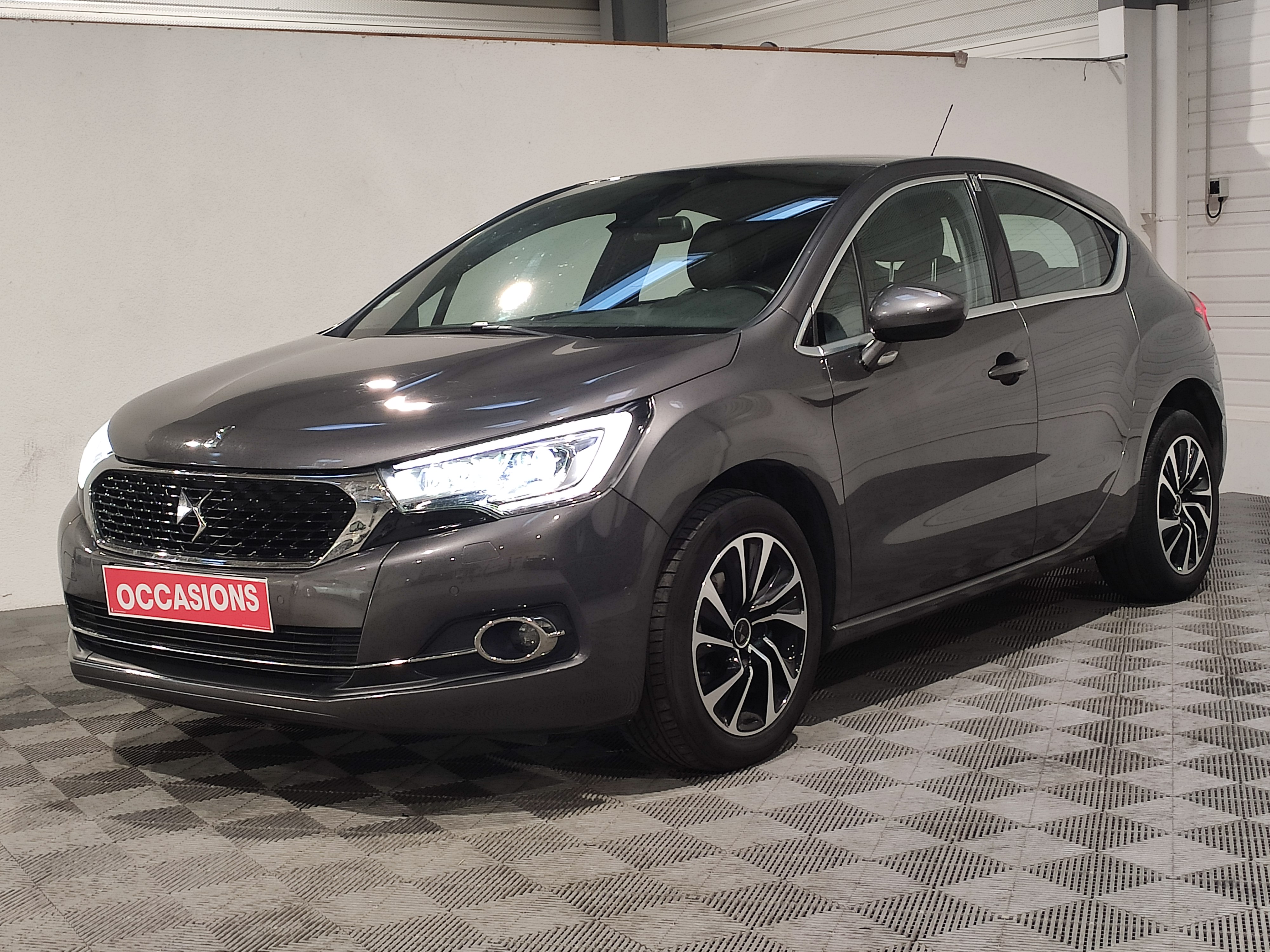 DS DS4 de 2018 - La Chapelle-Saint-Luc - Massoutre VO