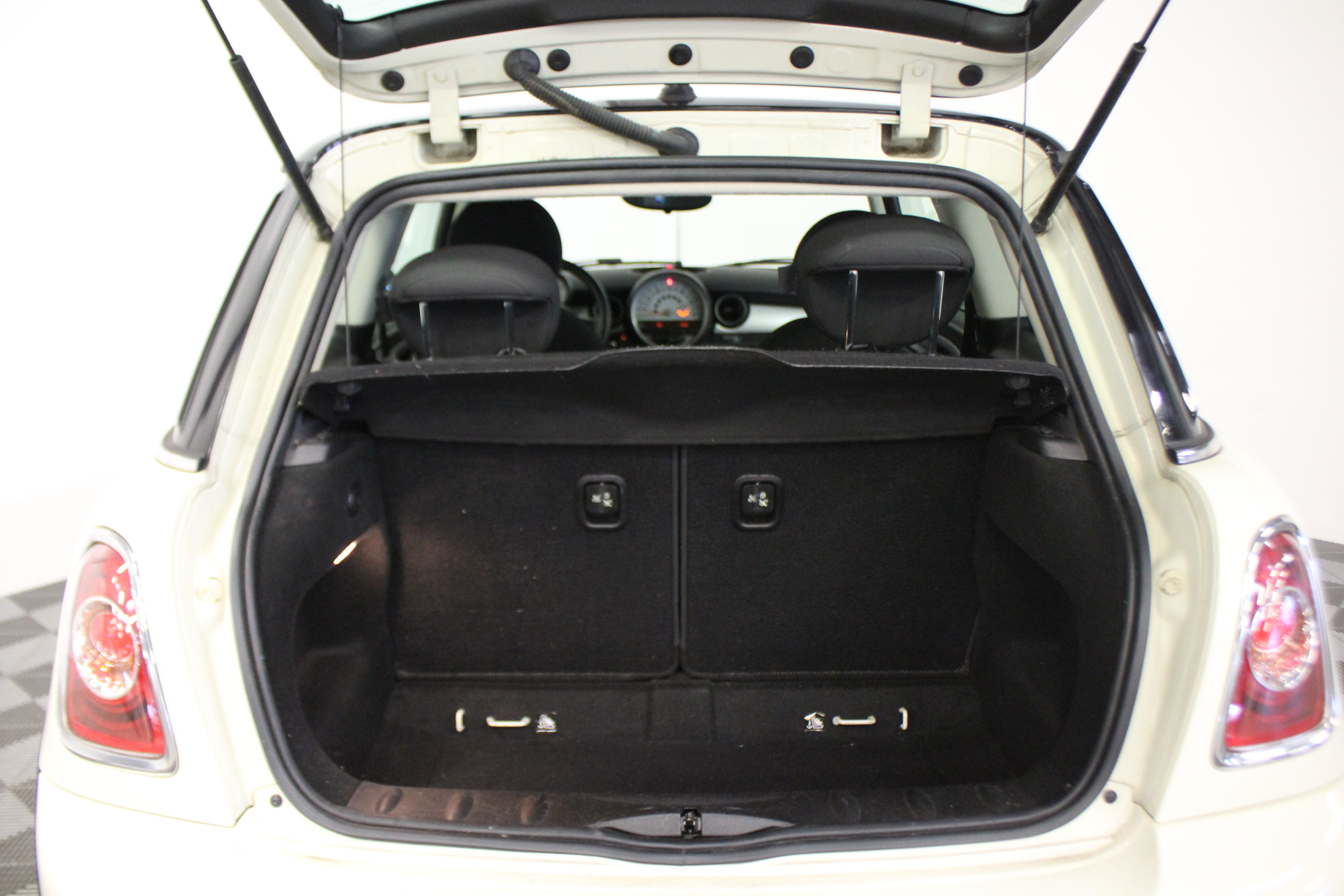 MINI MINI R56 de 2013 - Olivet - Massoutre VO