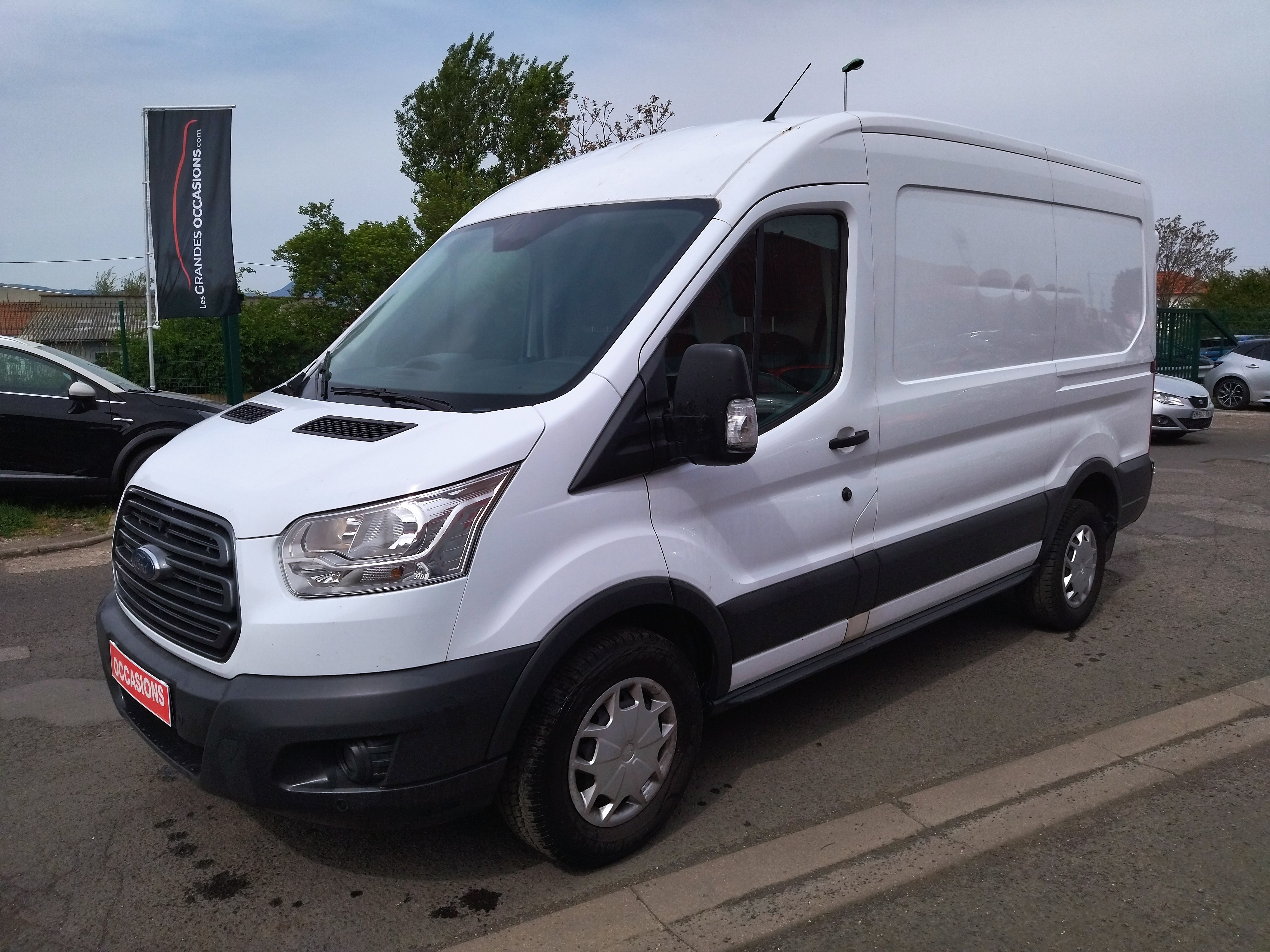 FORD TRANSIT FOURGON de 2017 - Clermont-Ferrand - Massoutre VO
