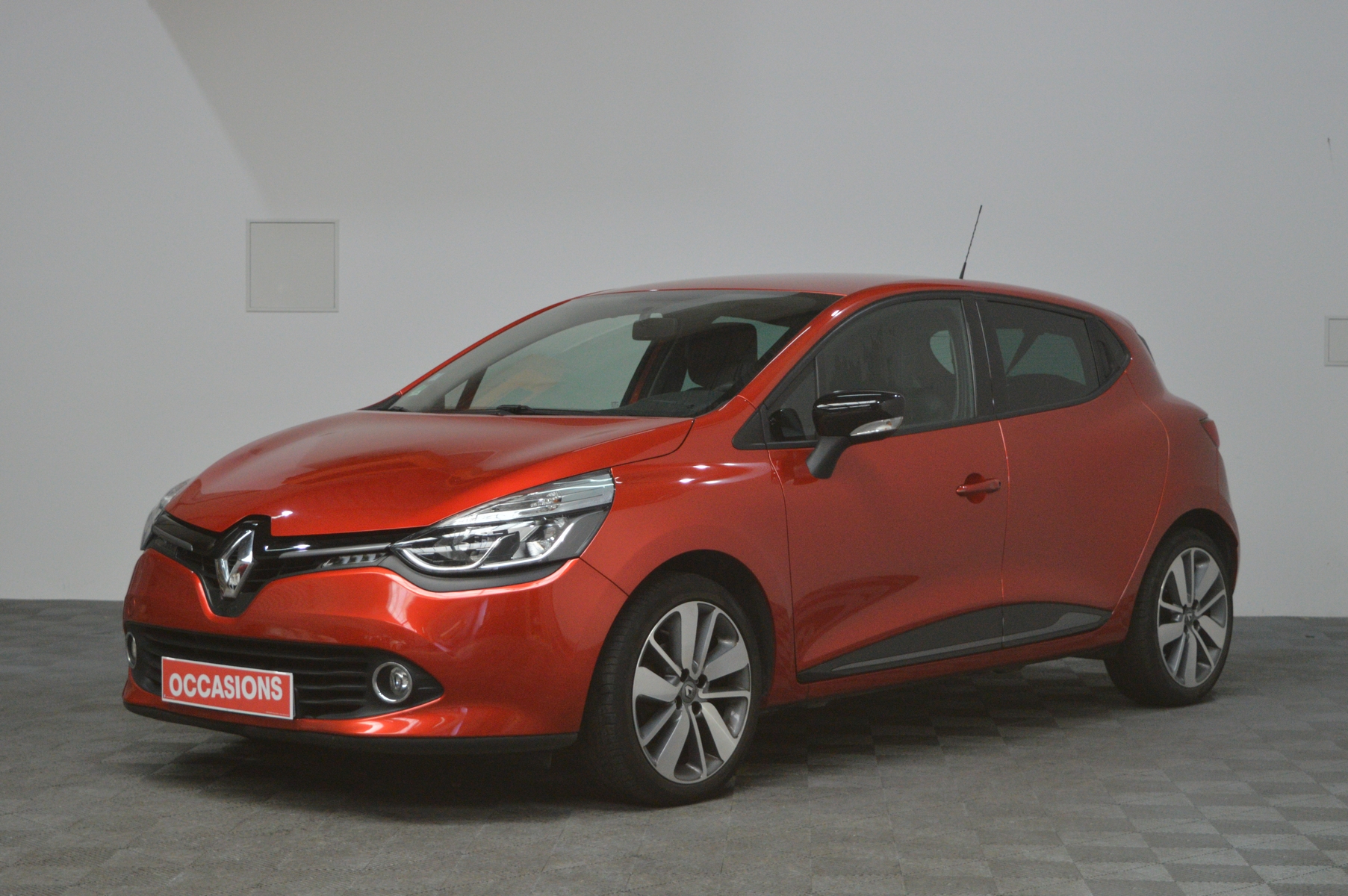 RENAULT CLIO IV de 2014 - Massy - Massoutre VO