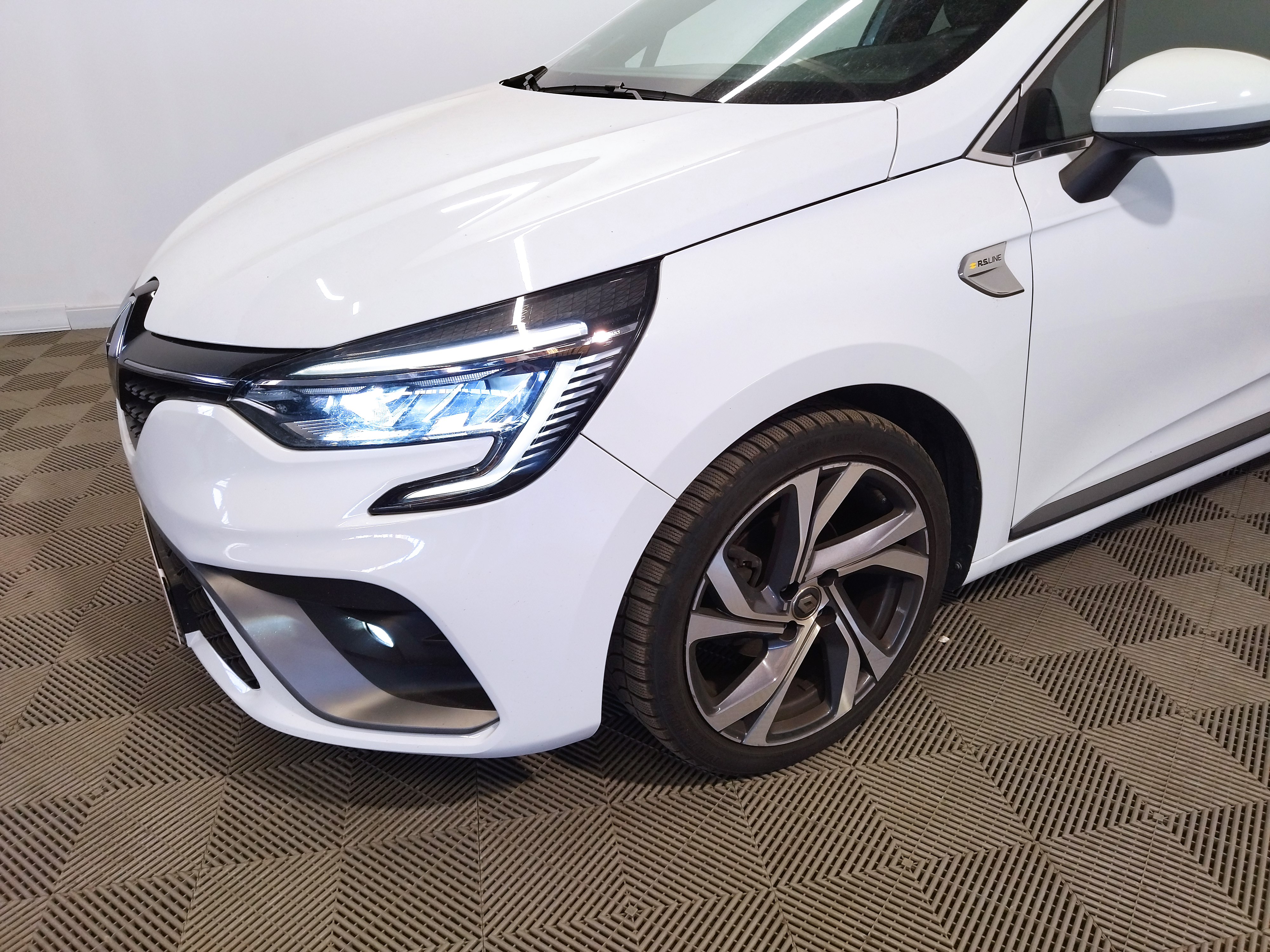 RENAULT CLIO V de 2020 - Clermont-Ferrand - Massoutre VO