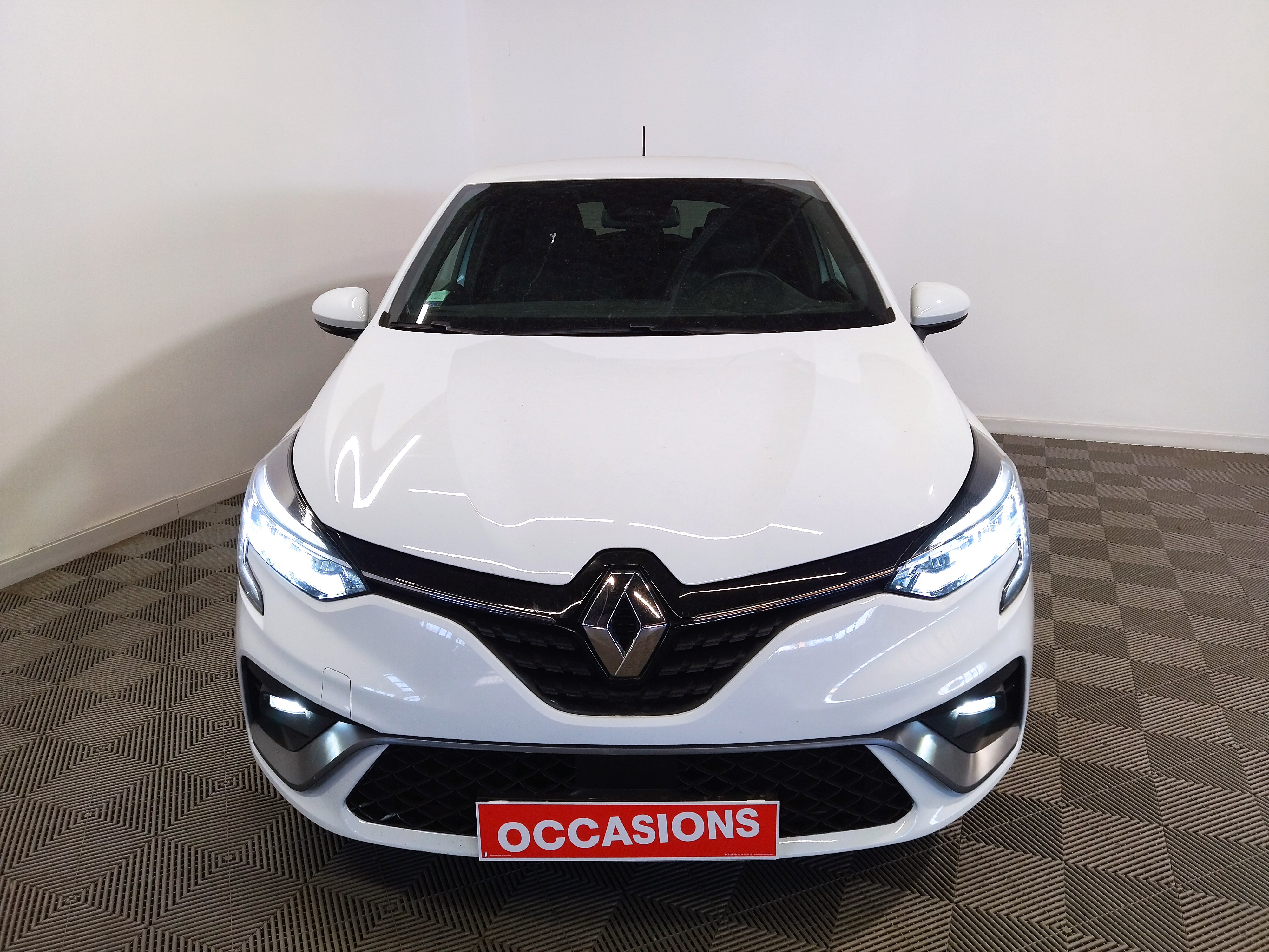 RENAULT CLIO V de 2020 - Clermont-Ferrand - Massoutre VO