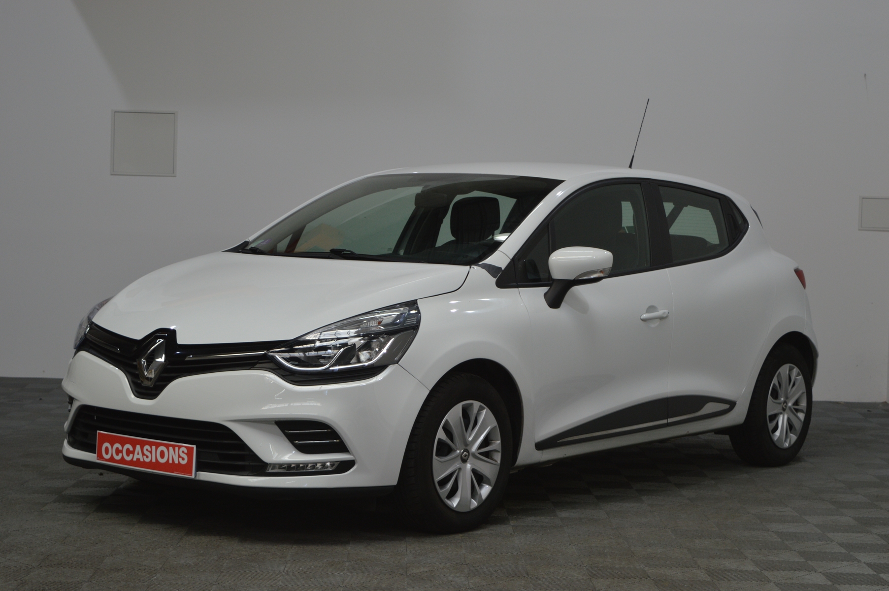 RENAULT CLIO IV de 2018 - Massy - Massoutre VO