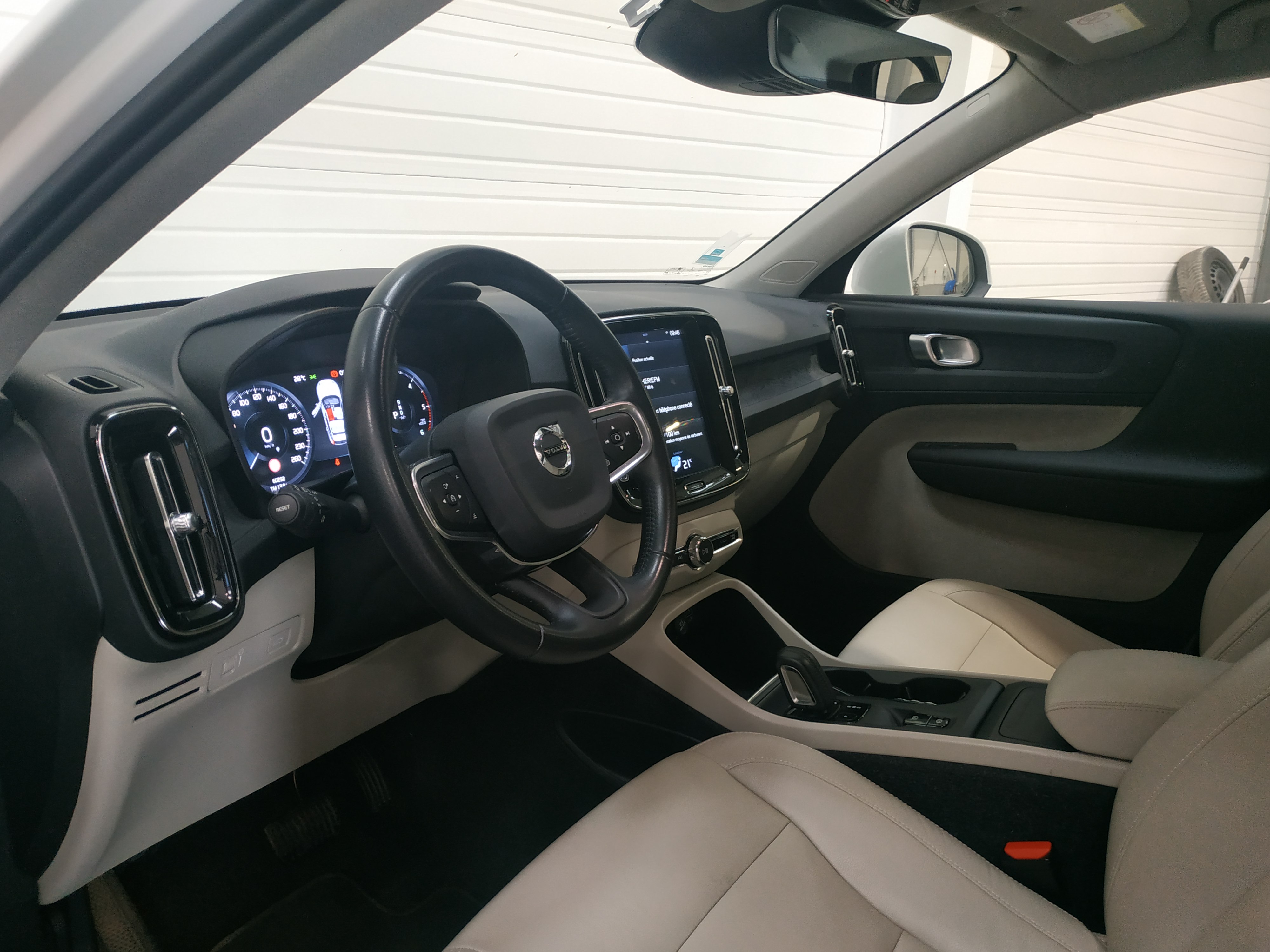 VOLVO XC40 de 2019 - La Chapelle-Saint-Luc - Massoutre VO