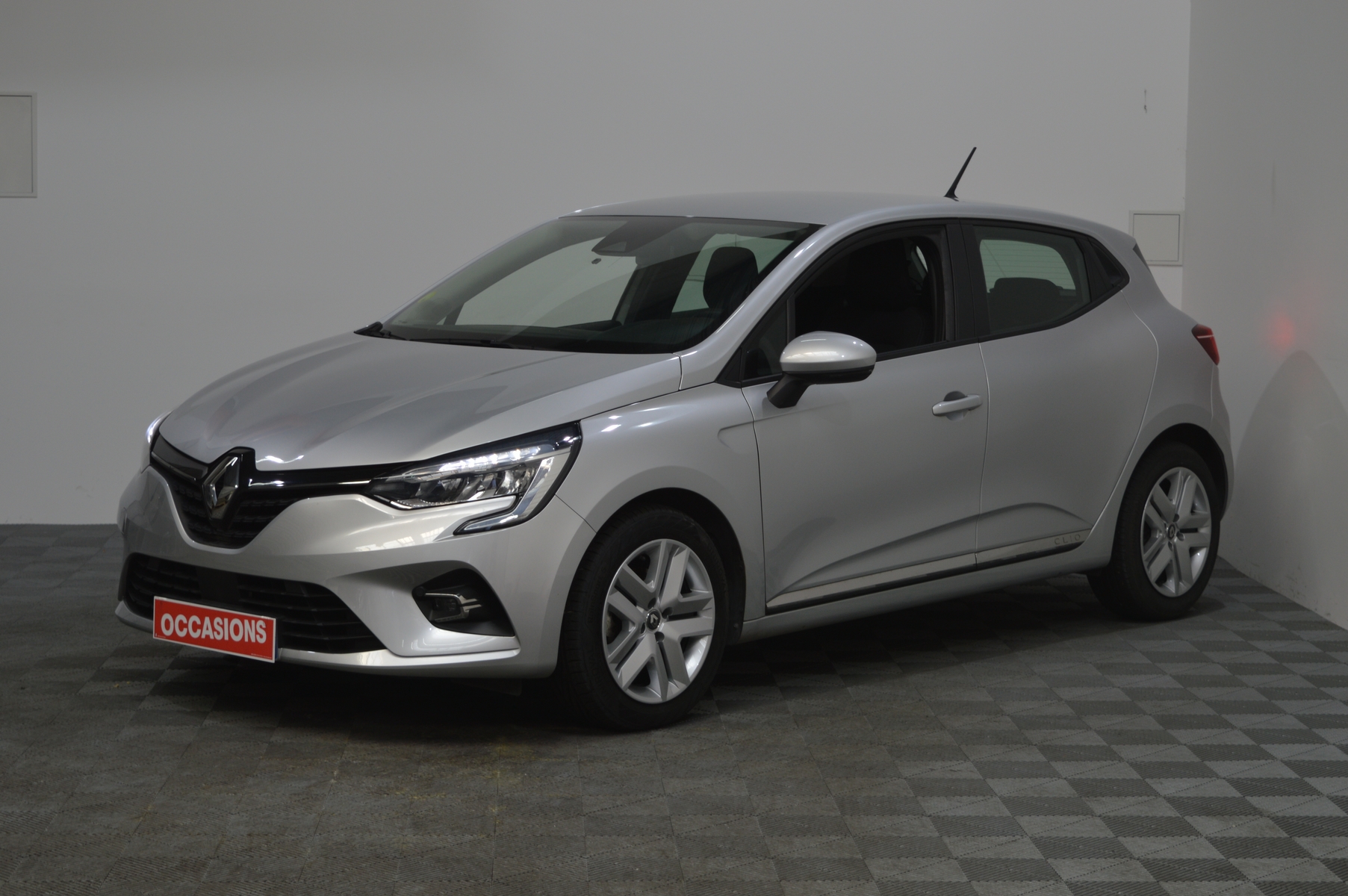 RENAULT CLIO V de 2020 - Massy - Massoutre VO